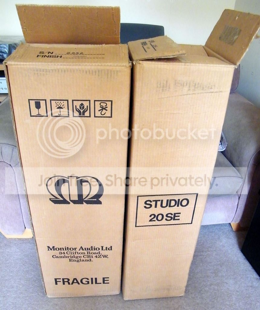 Monitor Audio Studio 20SE Speakers